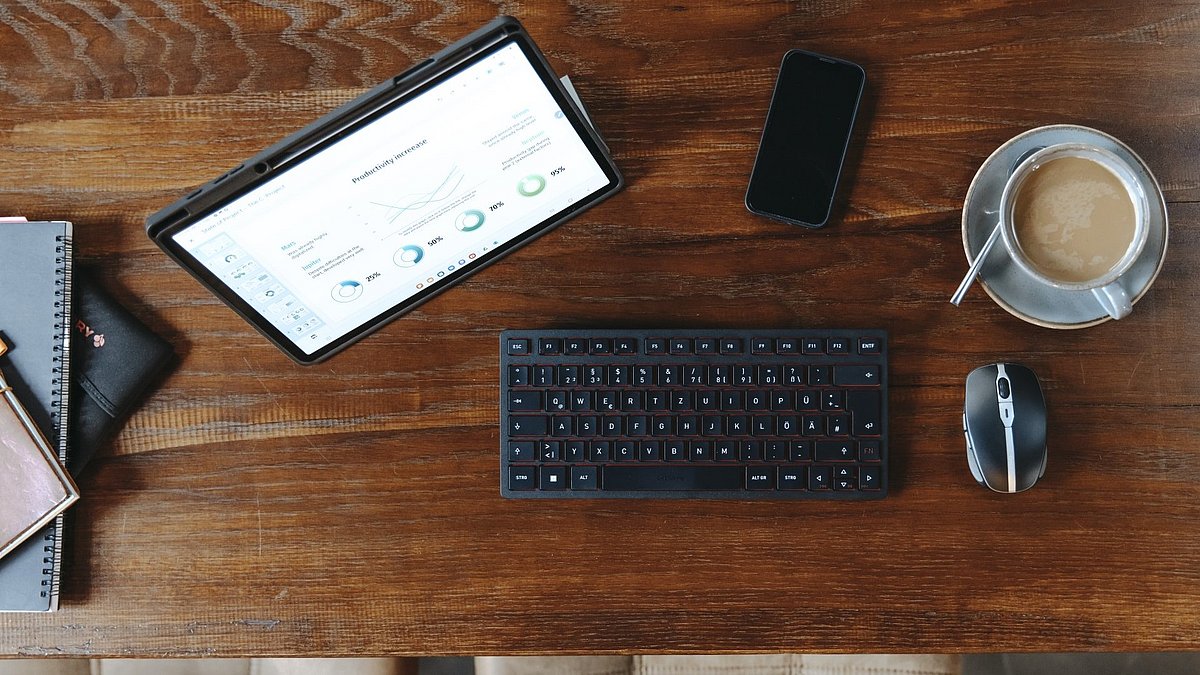 CHERRY KW 9200 MINI: Compact wireless keyboard offers the perfect ...