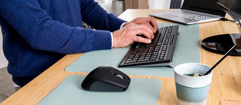 CHERRY STREAM MOUSE COMFORT | Ergonomic Mouse - Cherry