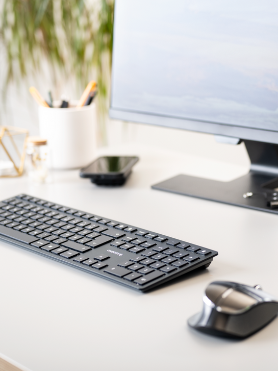 CHERRY DW 9500 SLIM | Wiederaufladbares Design-Desktop - Cherry