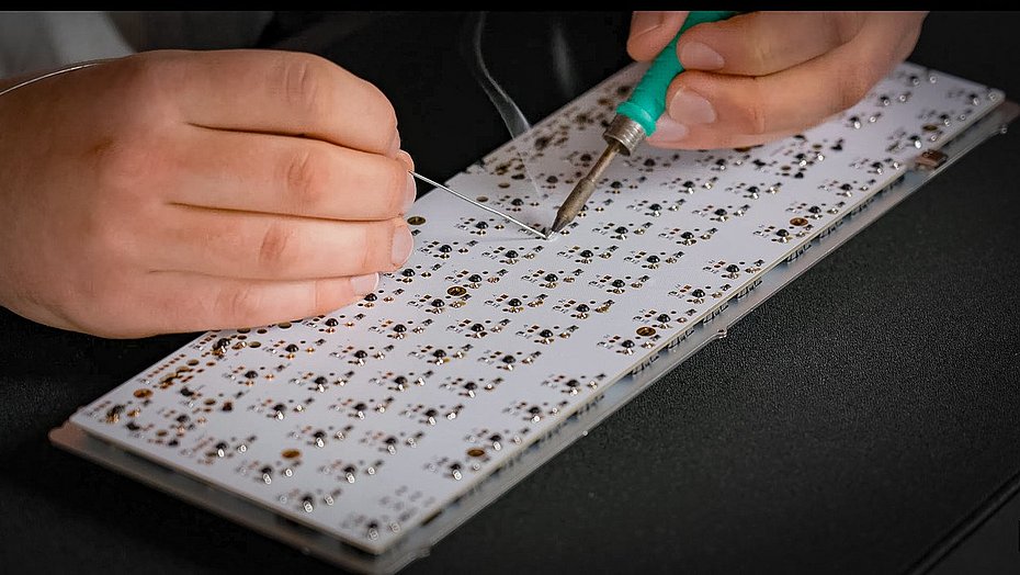 [HOW TO] DIY KEYBOARD – PART 6: PUTTING THE KEYBOARD TOGETHER - Cherry