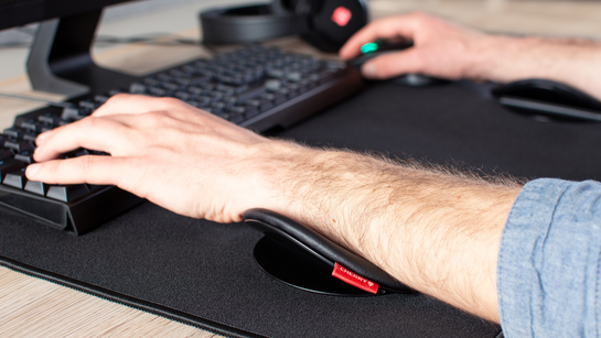 CHERRY SLIDEPAD ERGO | Ergonomic, gliding arm support - Cherry