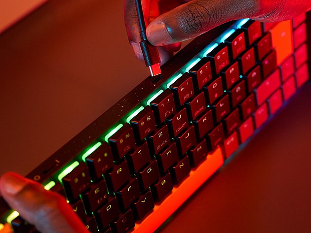 CHERRY MX-LP 2.1 Compact Wireless | 65-percent gaming keyboard - Cherry