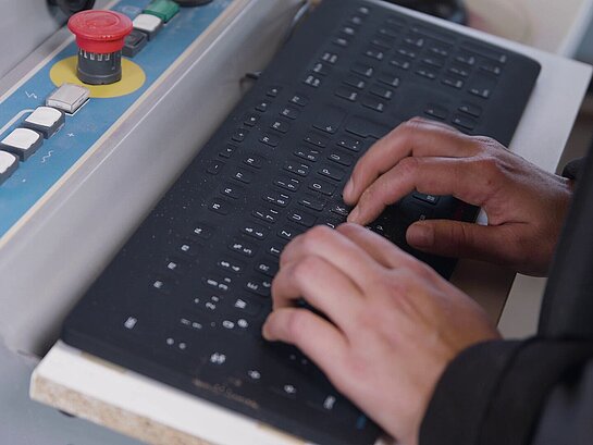 CHERRY Industrial keyboards | Keyboards for demanding environments - Cherry