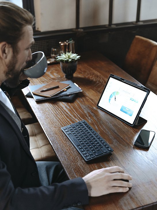 CHERRY KW 9200 MINI | Wireless mini keyboard - Cherry