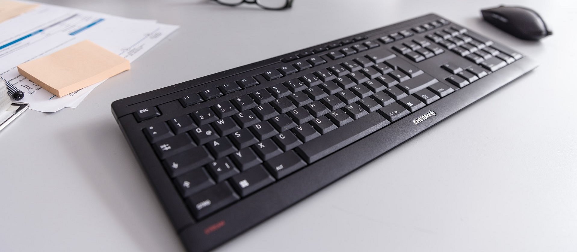 CHERRY STREAM DESKTOP RECHARGE | Rechargeable mouse-keyboard set - Cherry