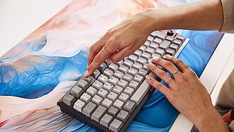 CHERRY KW 300 MX | Wireless Compact Hot-Swap Keyboard - Cherry